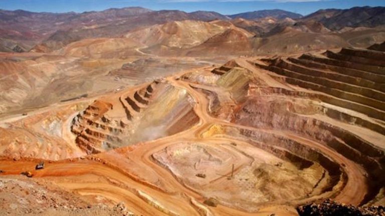 5 The Largest Gold Mine in The World - amtiss - Heavy Equipment ...